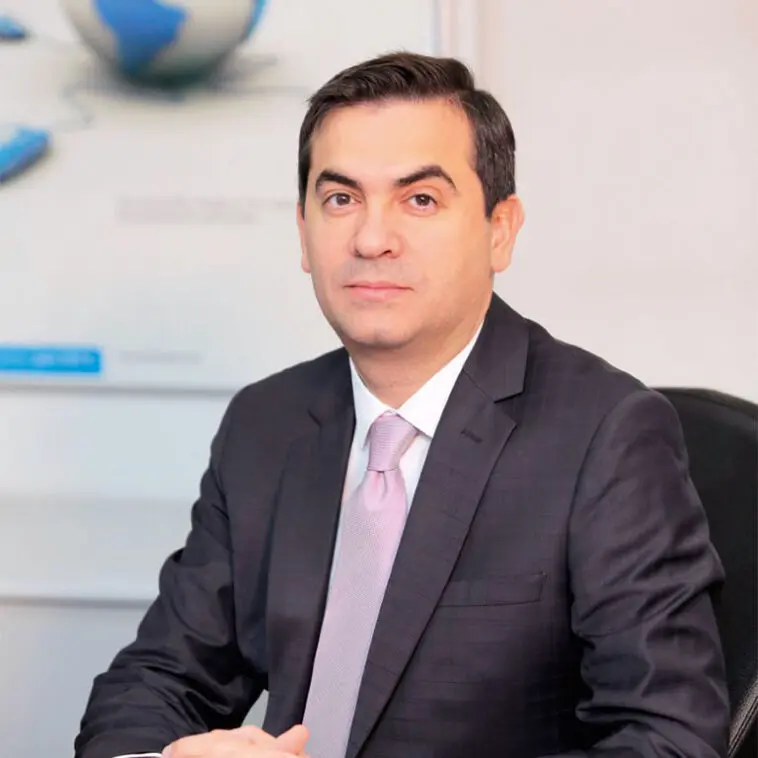 CEO mu? GM mi?
